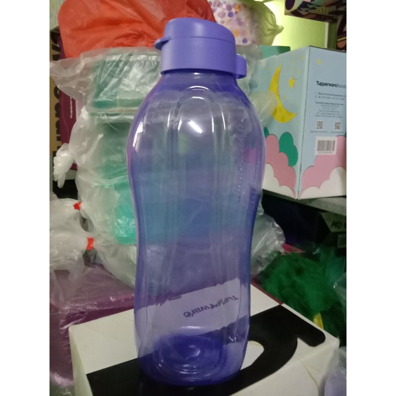 Eco Botol 2 liter Tupperware | Shopee Malaysia