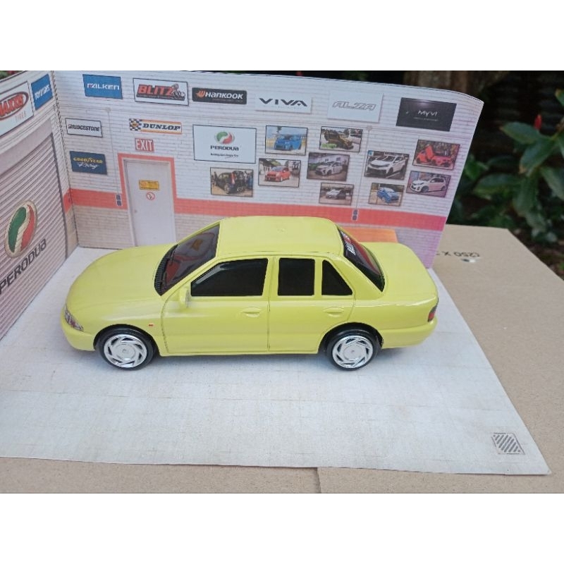 proton wira PALE YELLOW scale 1/24 | Shopee Malaysia