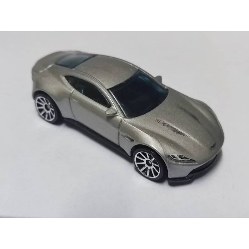 HOTWHEELS LOOSE ASTON MARTIN DB10 (SILVER) | Shopee Malaysia