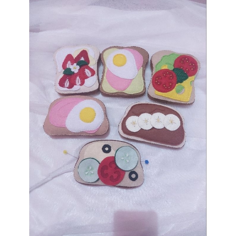 PRETEND PLAY TOY TOAST WITH VARIOUS TOPPING (reserved. do not place ...