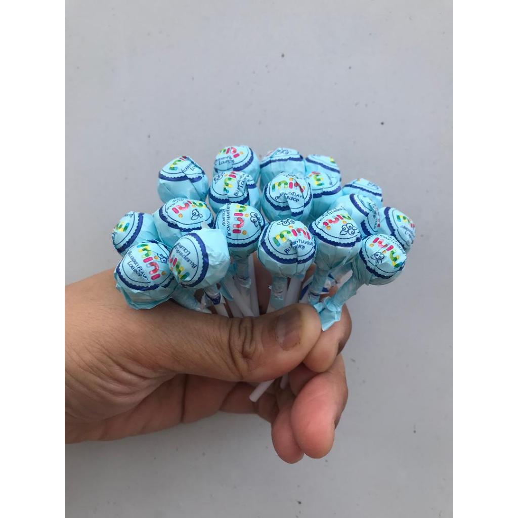50 Pcs Mini Lollipop Ball Blueberry Football Candy Assorted Fruit Flavour 3g Each HALAL (LOCAL ...
