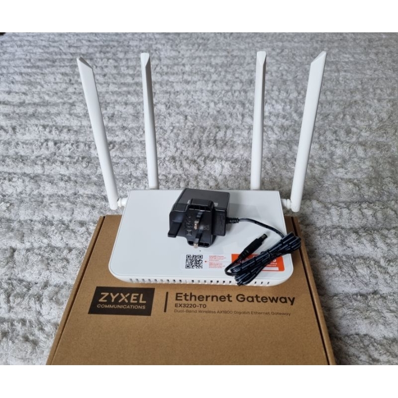 ZYXEL Dual-Band Wireless AX1800 Gigabit Ethernet Gateway EX3220-TO ...