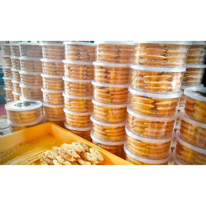 BISKUT SAMPAN BISKUT RAYA TRADISI | Shopee Malaysia