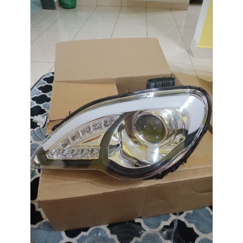 PROTON PERSONA / GEN 2 PROJECTOR HEADLAMP WITH SHADOW LIGHT BAR & LED ...