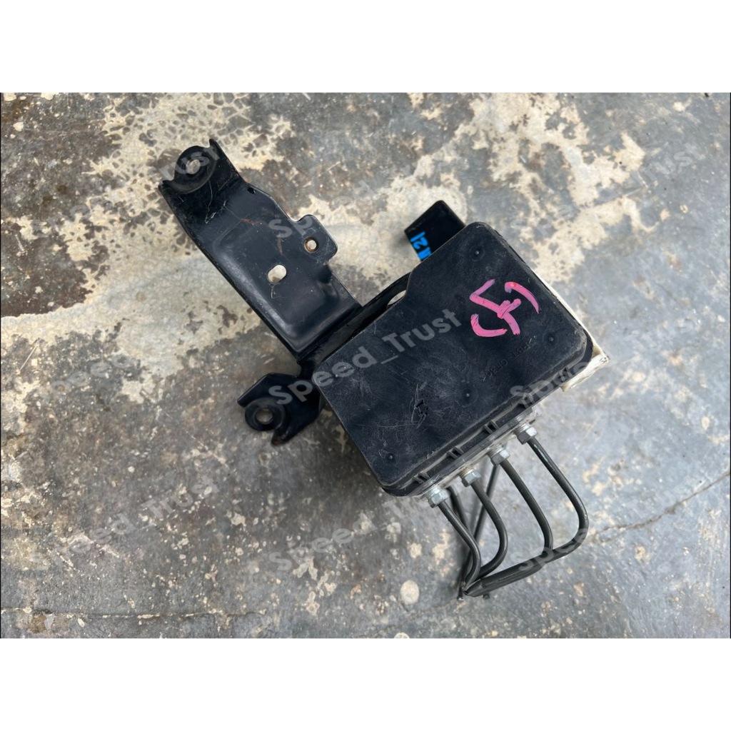 (USED) Original Denso ABS Actuator Brake Pump Toyota Picnic Ipsum ACM21 ...