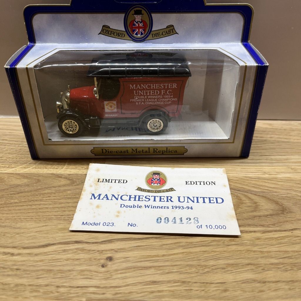 Oxford Diecast 1:43 Bullnose Van Manchester United Double Winners 93-94 ...