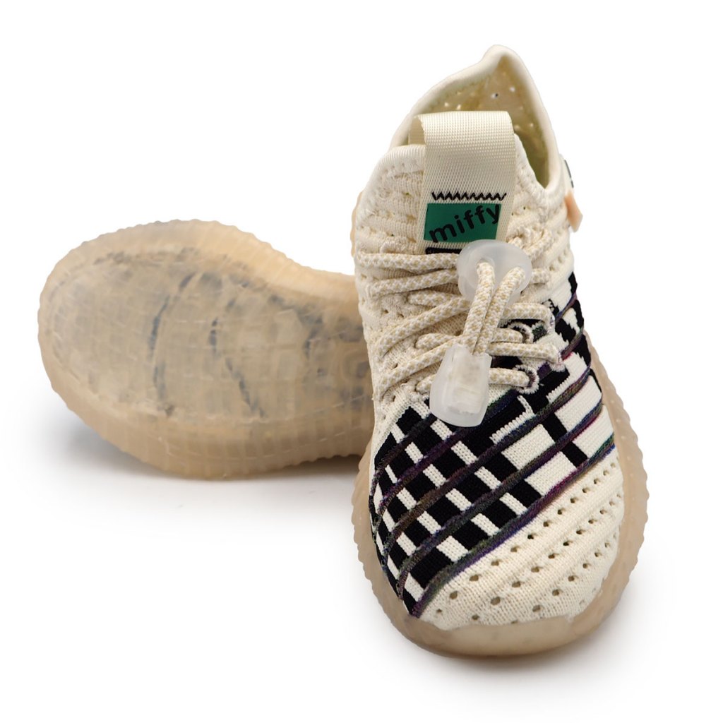 Fun White Sneakers with Light Blinking on Steps - Shoe for Kids B ...