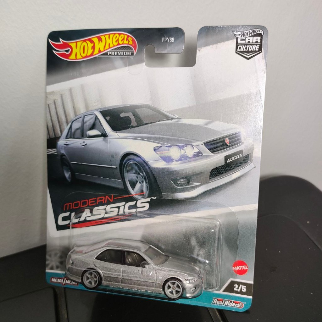 Hot Wheels Premium Car Culture Modern Classic 98 Toyota Altezza ...