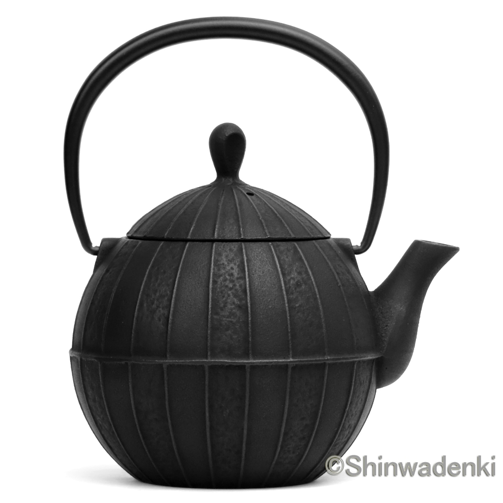 【Direct from Japan】Nanbu tekki tetsubin japanese cast iron kettle walnut 0.8L 51123 | Shopee ...