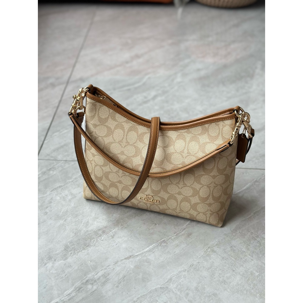 🇲🇾💯 Authentic Coach Laurel Shoulder Bag in Signature Canvas CR149 ...