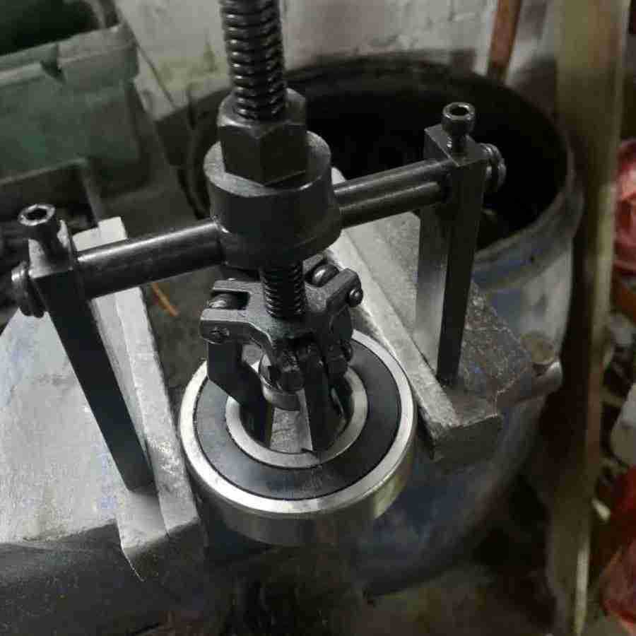 Internal Bearing Puller 3 Jaws Puller Gear Wheel Extractor Automotive ...
