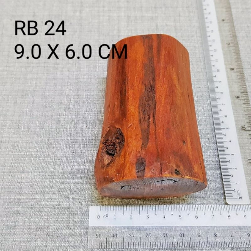 Raja Kayu Merah Asli Gred AAA / Pokok Tua / Padu (100% ASLI) Damar ...