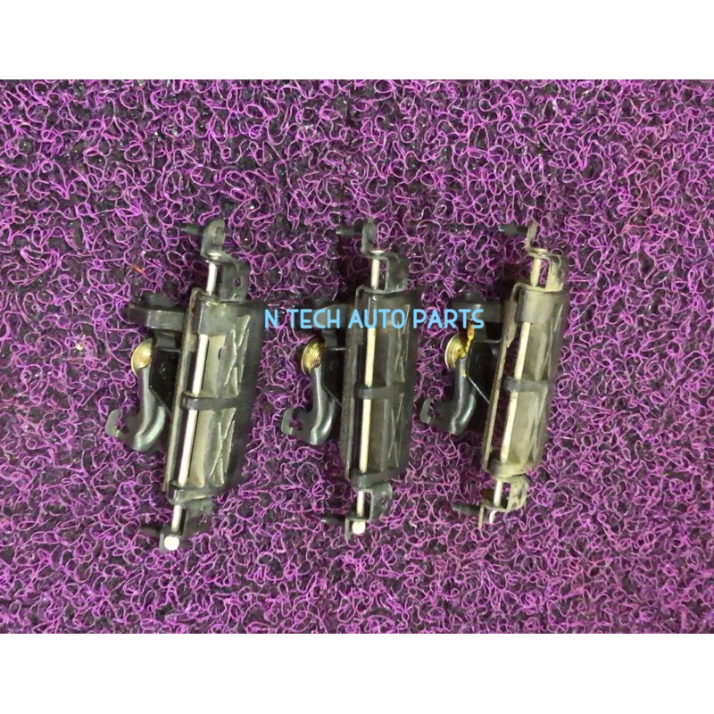 Toyota ESTIMA ACR30 Rear Bonnet Center Lock Handle Outside (🇯🇵Used ...