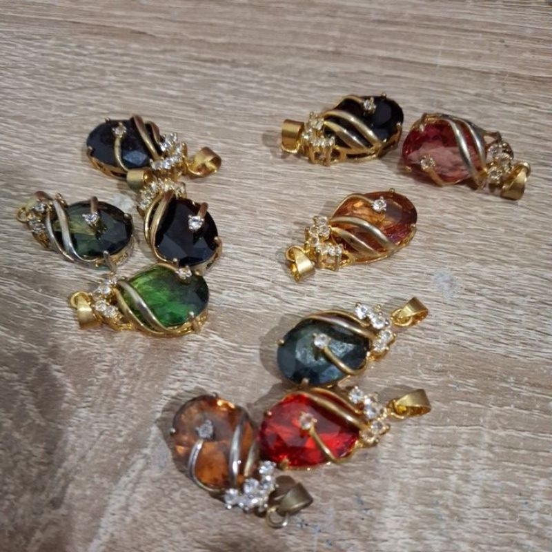 PRELOVED PENDANT/ LOKET / BUAH RANTAI / DIJADIKAN BUAH RANTAI DAN ...