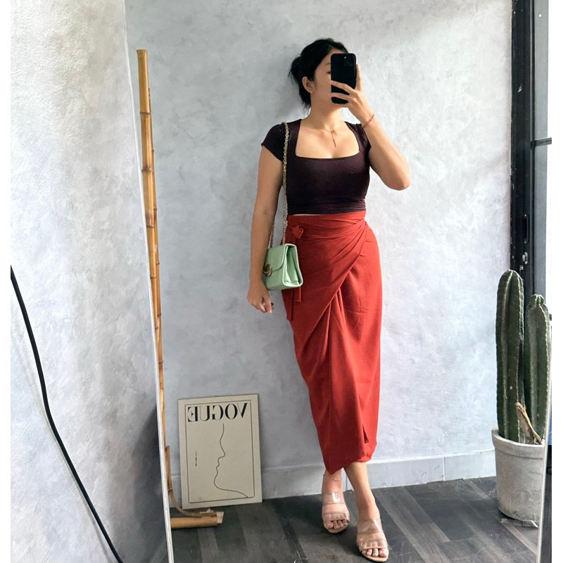 Skirt Pario Wrap Satin ,Cotton dan Cey Free Size thefashionsecret ...