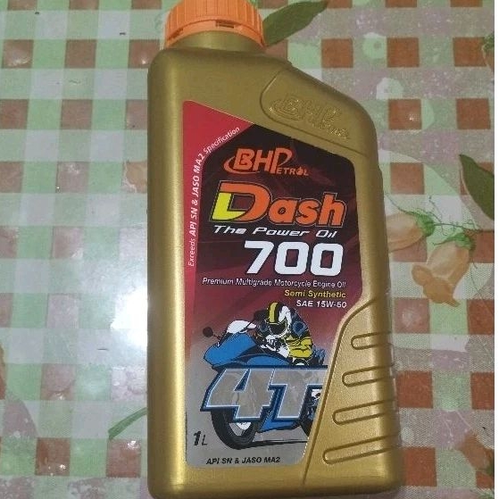 BHP DASH 700 4T SEMI SYNTHETIC 15W50 MOTORCYCLE ENGINE OIL 1 LITER ...