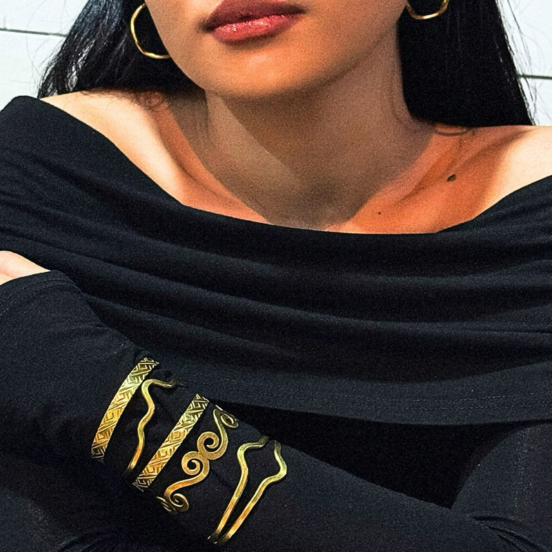 the Emphasis collection : Saring made of brass ( Signature of Borneo ...