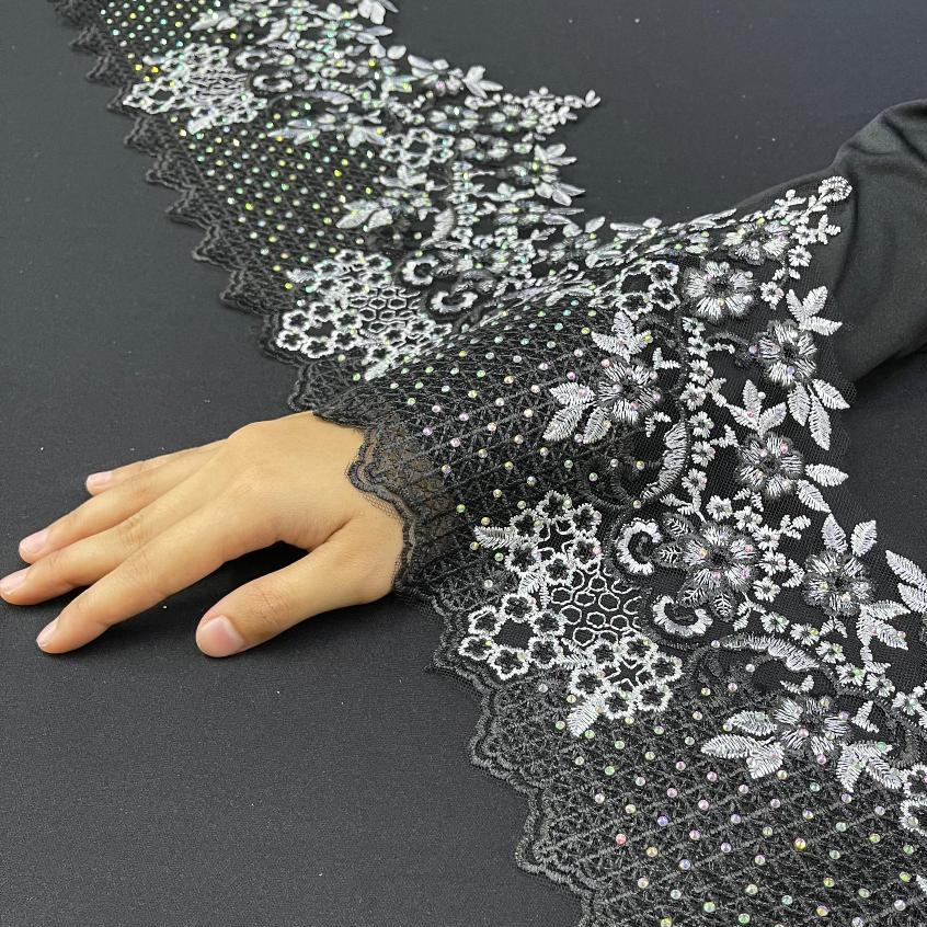 NEW🔥BORDER LACE BUNGA KECIL2 BERBIKU DIBAWAH/SIAP TRIM🔥 | Shopee Malaysia