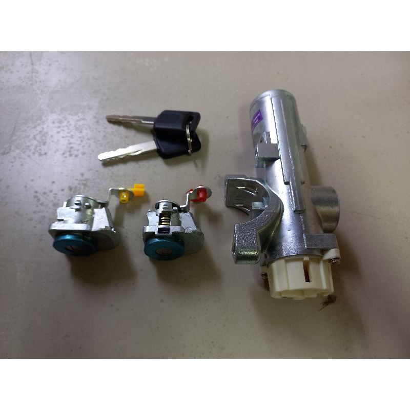 NISSAN NAVARA D40 STARTER KEY WITH DOOR KEY LOCK FULL SET [KS-D40 ...