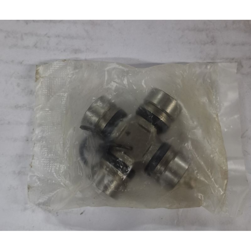 TOYOTA COROLLA KE10, KE20, KE30, KE70, KP40, KP45, UNIVERSAL JOINT (KYT ...