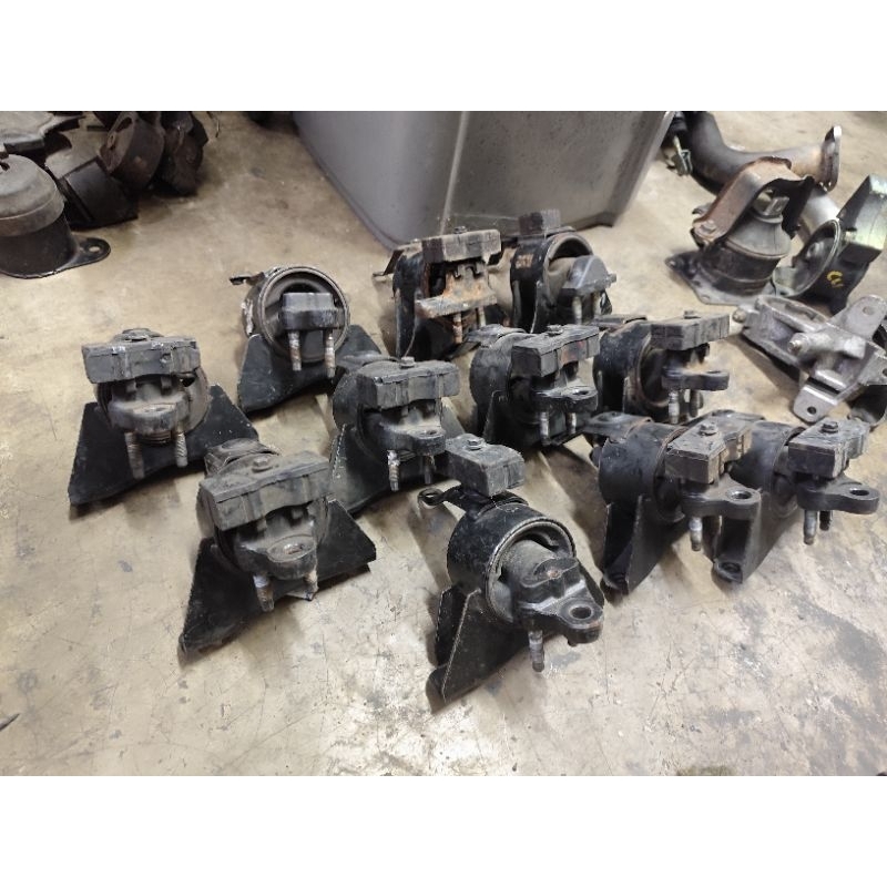 TOYOTA COROLLA SEG AE111 AE101 ENGINE MOUNTING TIMING BELT SIDE ...
