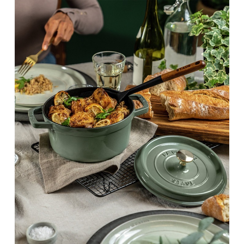 STAUB Round Cast Iron Cocotte - Eucalyptus | Shopee Malaysia