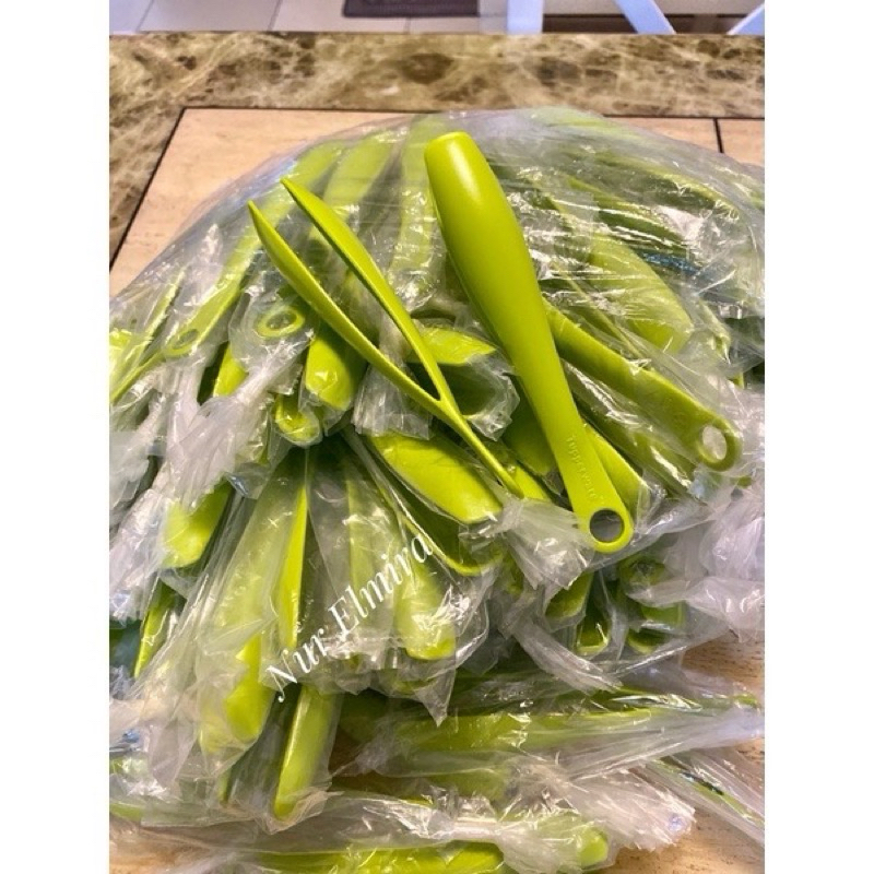 tupperware pengepit kuih( mini tong) 1 pcs | Shopee Malaysia