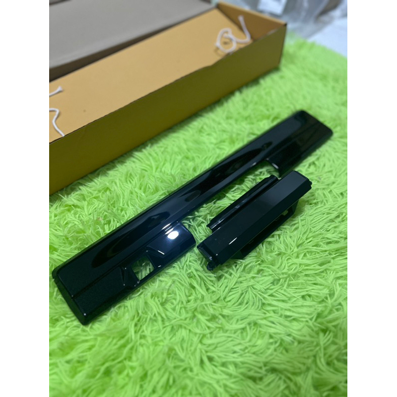 Genuine 💯 Original Mitsubishi Triton Tailgate Handle Glossy Black ...