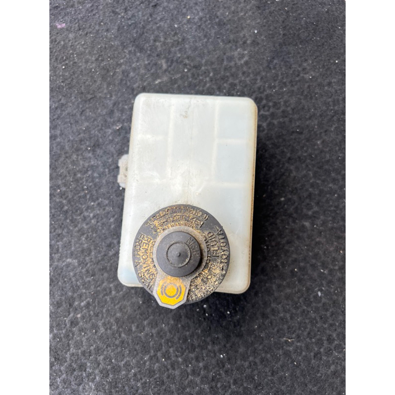 ESTIMA ACR30 ALPHARD ANH10 BRAKE OIL TANK USED JAPAN | Shopee Malaysia