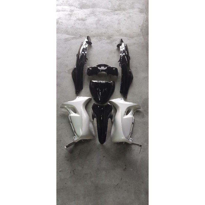Suzuki Smash Revo 100% Original cover set (without sticker) | Shopee ...