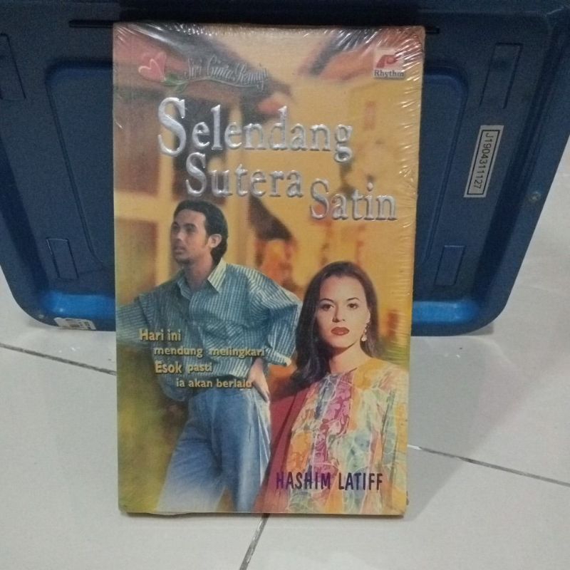 🍄READY STOCK🍄 NOVEL SELENDANG SUTERA SATIN KARYA HASHIM LATIF | Shopee ...