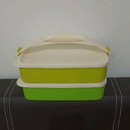 Mangkuk Tingkat Tupperware Click to Go 900ml | Shopee Malaysia