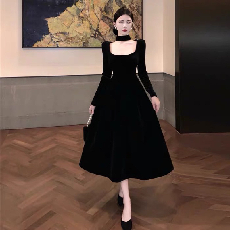 Gege Family Socialite Sexy Hepburn Style Square Neck Showing Breasts ...
