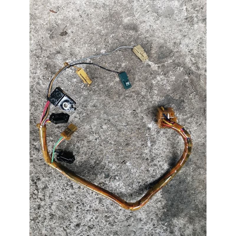 myvi alza auto gearbox valve body wayar socket | Shopee Malaysia