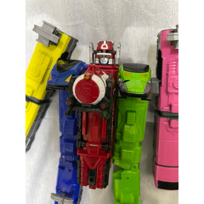 toqger mecha ( super sentai / power rangers series ) train transform ...