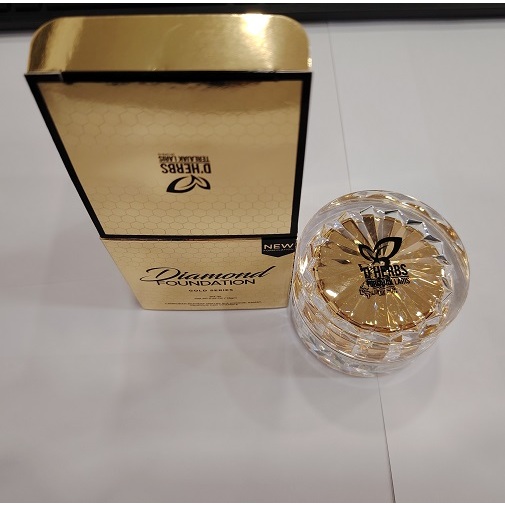 dherbs diamond foundation spf35 | Shopee Malaysia