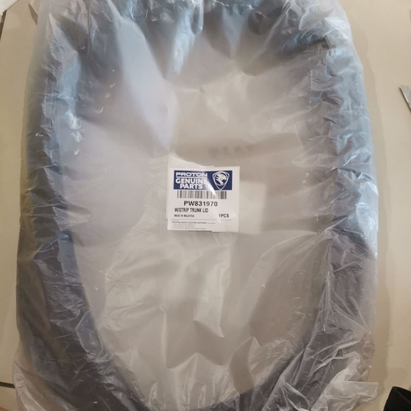 ORIGINAL Proton Gen 2 , Persona 2007-2015 Rear Bonnet Rubber ...
