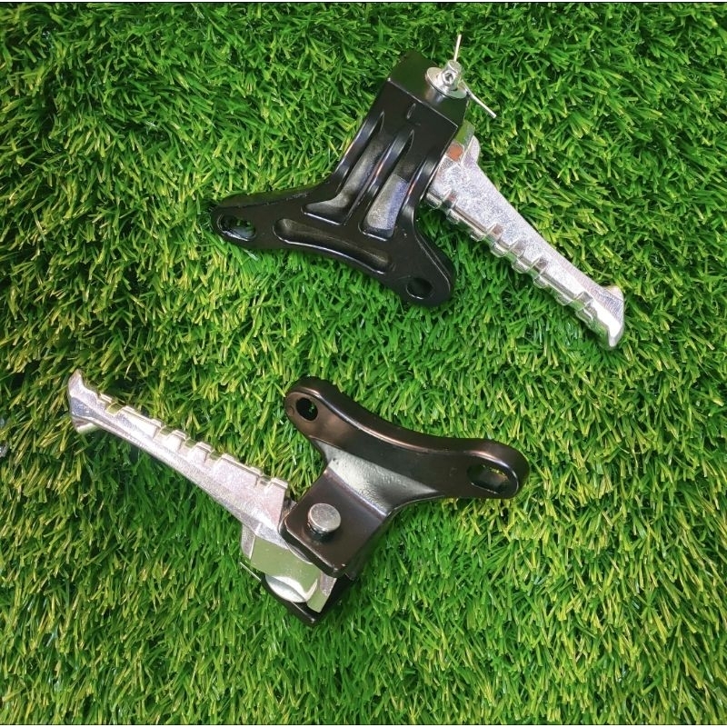Y15ZR / LC135 REAR FOOT REST BRACKET SET (SPECIAL EDITION) | Shopee ...