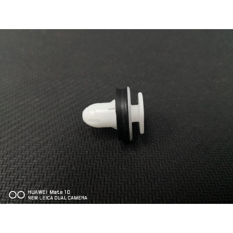 HONDA CRV 3A0 2024 REAR BOOT SPOILER CLIPS 91513-3T0-003 | Shopee Malaysia