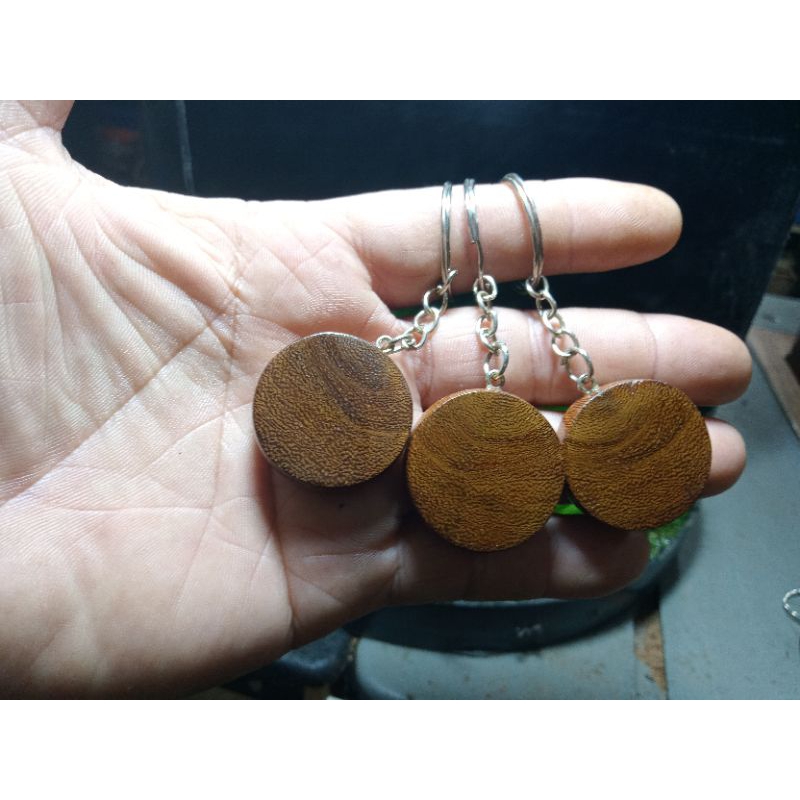 keychain teras kayu PELINDUNG (1 PC's ) | Shopee Malaysia