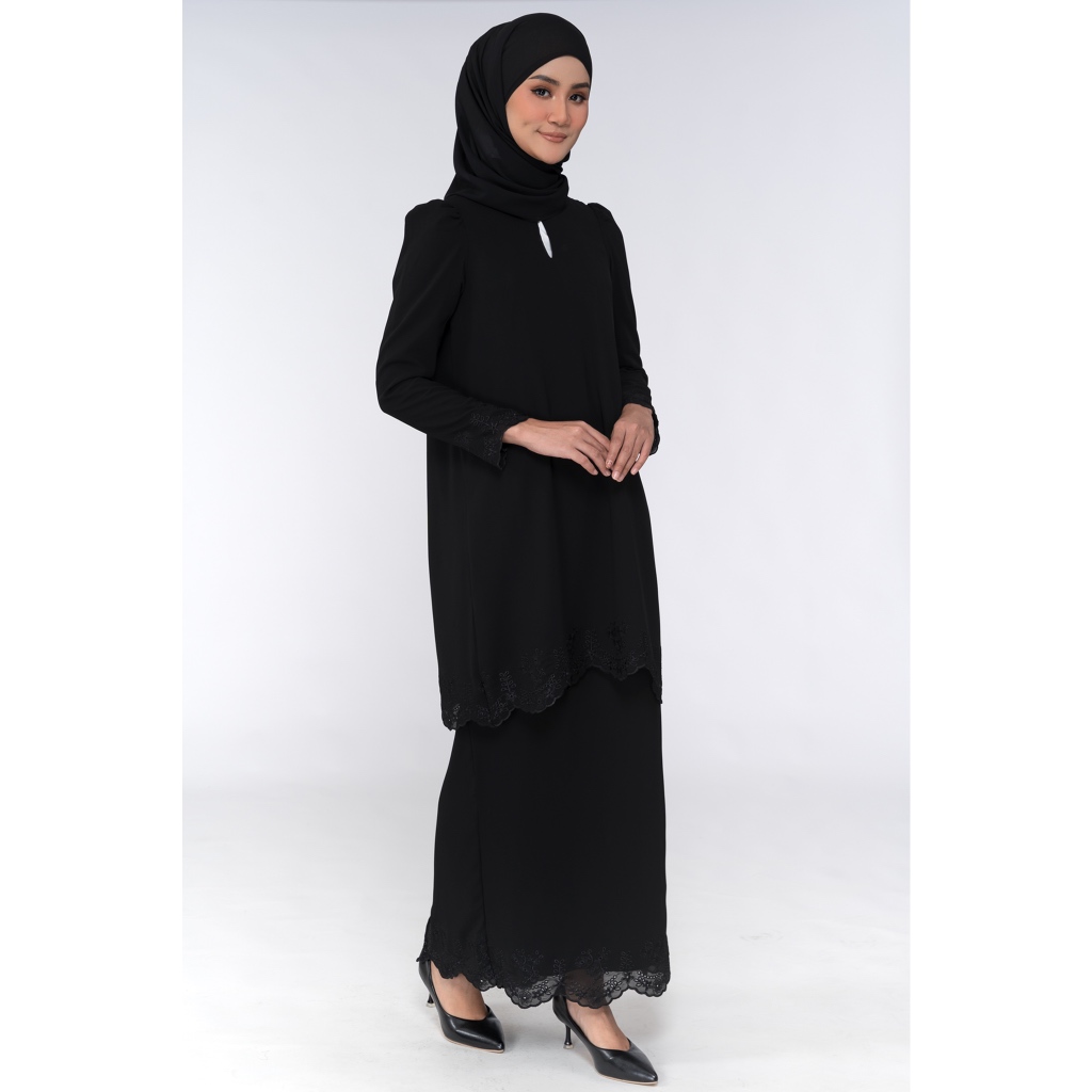 Sonia Embroidery Loose Baju Kurung in Black/ Baju Kurung Chiffon Hitam ...