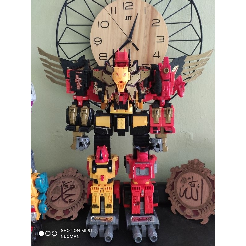 TRANSFORMER WEI JIANG PREDAKING AND TRANSFORMER AOYI MECH ABOMINUS ...