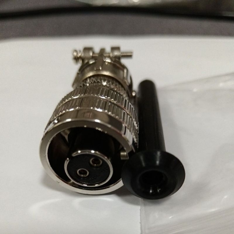 Power connector equivalent to ITT cannon CA02COM-E10SL connector ...