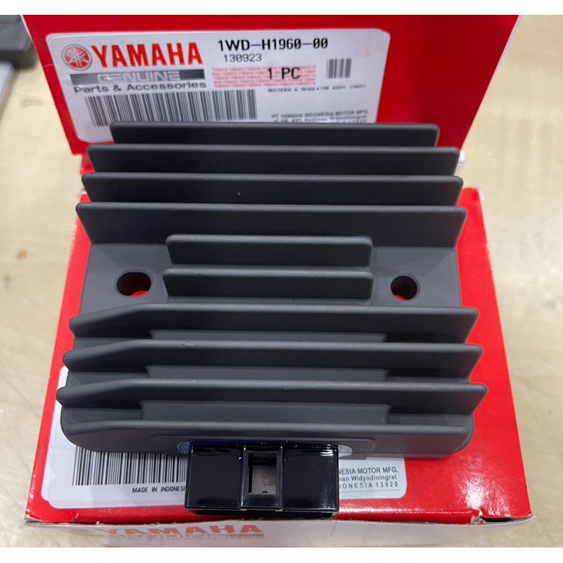 100% ORIGINAL- YAMAHA R25 (2YD1) RECTIFIER & REGULATOR ASSY -1WD-H1960 ...