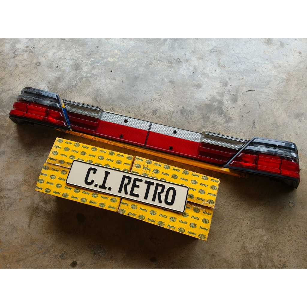 NEW HELLA W124 REAR BRAKE TAIL LAMP LIGHT FULL ASSEMBLY SET WITH ...