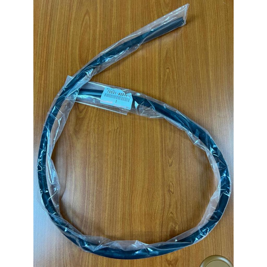 Land Cruiser LC100 Original Windscreen Upper Moulding HDJ101 UZJ100 ...