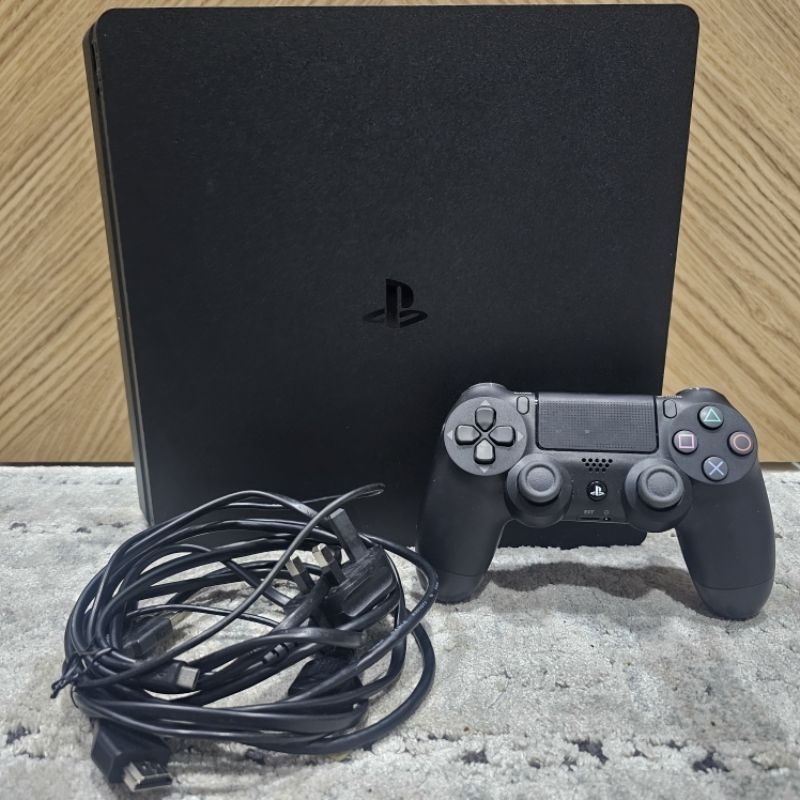 Playstation 4 PS4 Pro / PS4 Slim / PS4 Fat, 500GB or 1 TB (Used ...