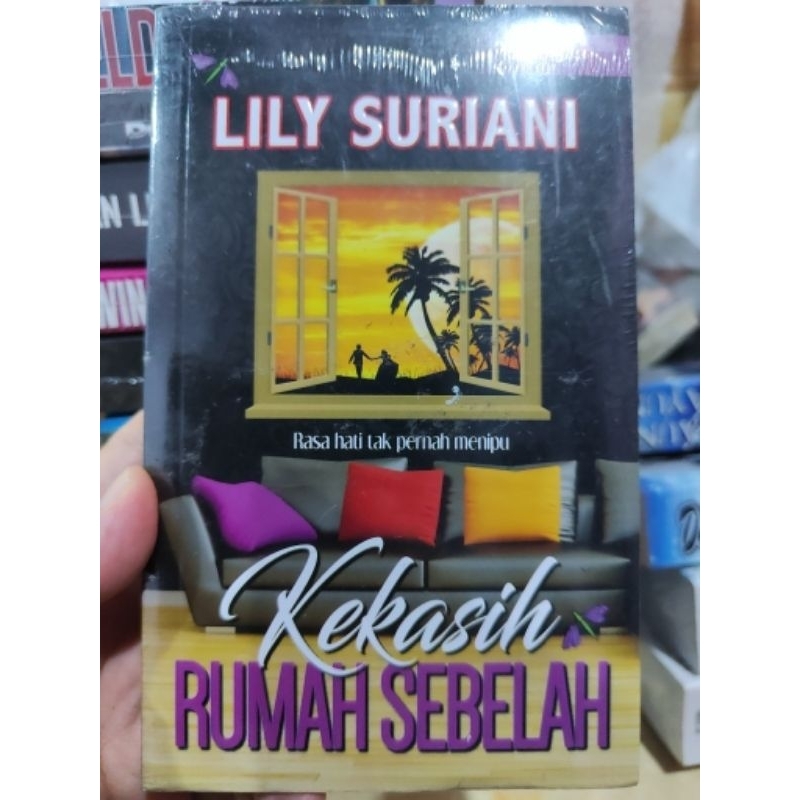 Kekasih Rumah Sebelah - Lily Suriani (NEW OLD STOCK) | Shopee Malaysia