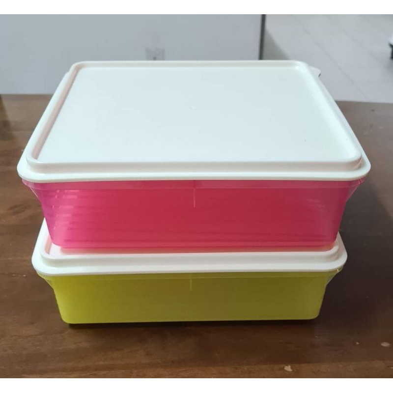 Lelong Tupperware B2B SNACK STOR (2 pcs) | Shopee Malaysia