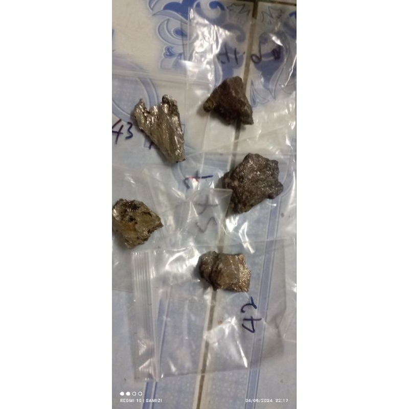 besi towo / ibu besi / khursani puteh (kuat lekat magnet) | Shopee Malaysia